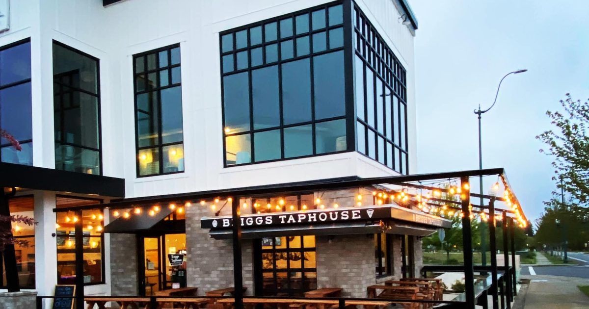 Briggs TapHouse | Experience Olympia
